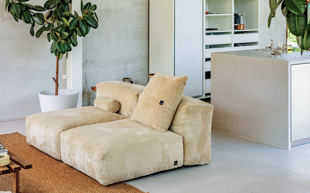 Discover Comfort - vetsak's Luxury Sofas | Unmatched Style & Coziness ...